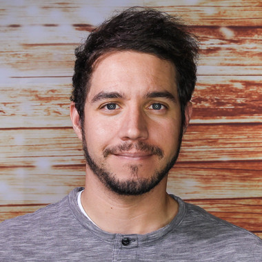 Top Designer in Sacramento, CA: Corey Lewis | Toptal